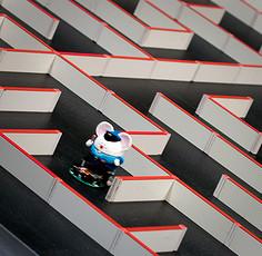 Robot Mice Solve Mazes With Blazing Speed (Video)