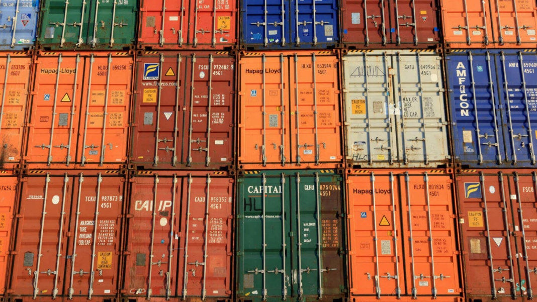 Transforming Shipping Containers Into Local Farms - PodPonics Brings ...