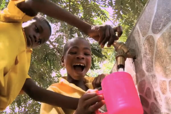 Kamen and Coca-Cola Take On World's Clean Water Shortage With Slingshot ...