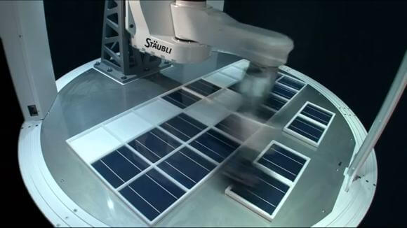 Blazing Fast Staubli Robot Picks 200 Items Per Minute