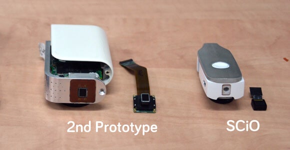 SCiO's Handheld Scanner Aims to Detect Food Ingredients and Identify Pills