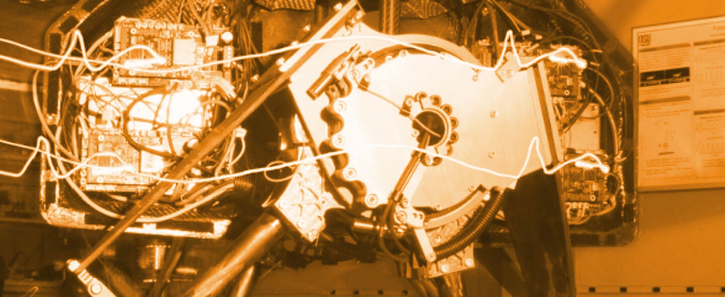 Video: For ATRIAS Robot, Walking Like a Human Is a Stroll in the Park ...