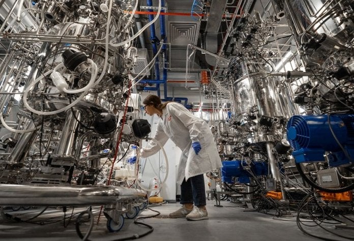 New Cultured Meat Factory Will Churn Out 5,000 Bioreactor Burgers a Day